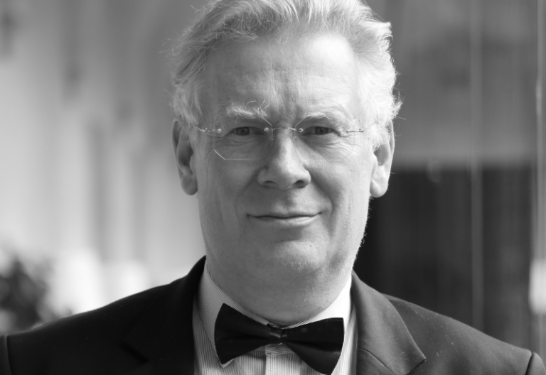 Delve into the science behind Augustinus Bader’s advanced formulations ...